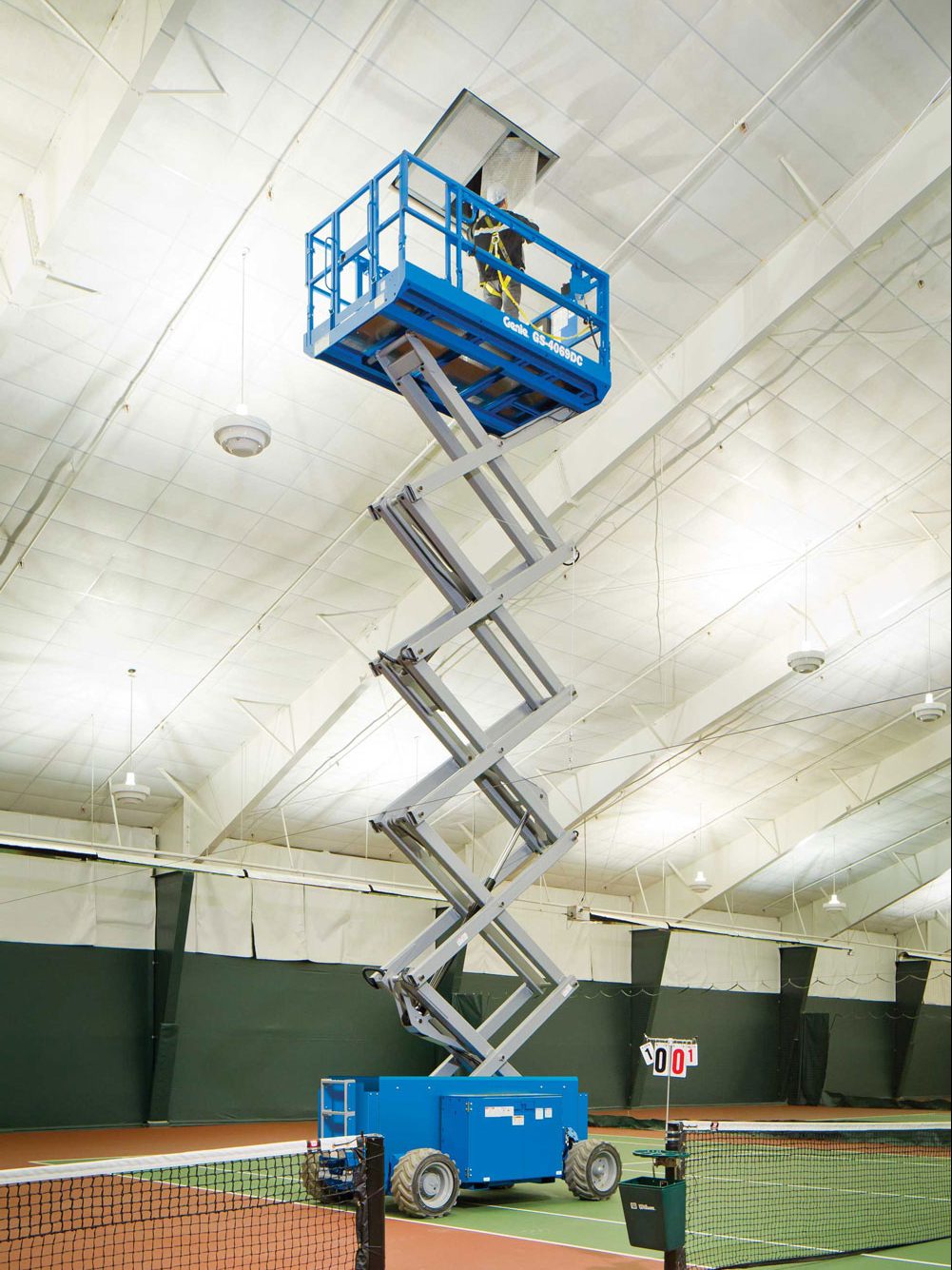 Genie Scissors Lift GS-3369 DC - Cherry Picker