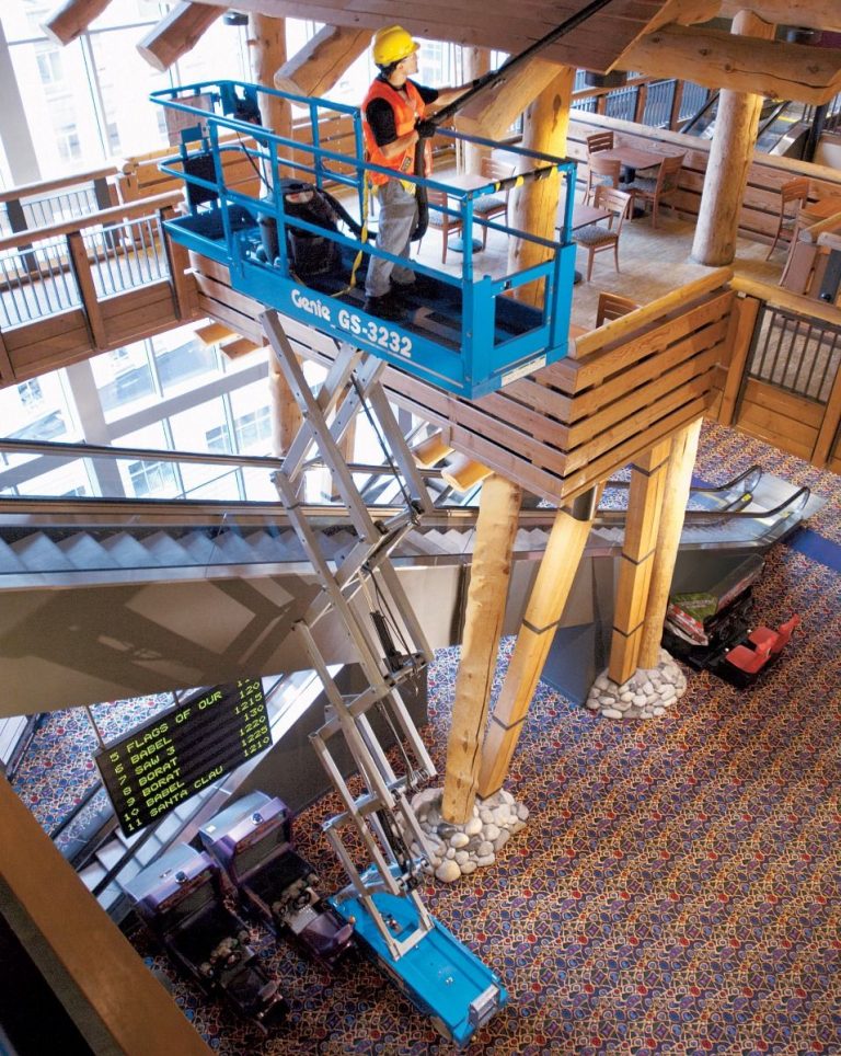 Genie GS3232 - Cherry Picker