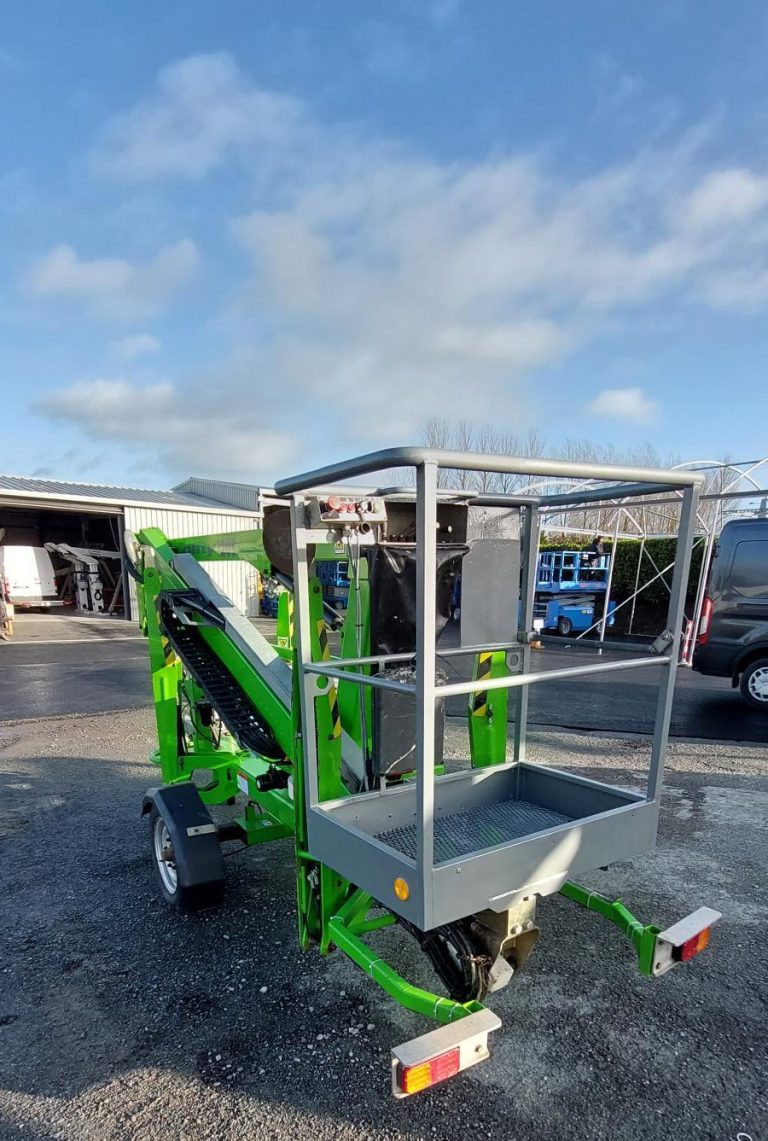 Nifty lift NL 120T Trailer Mounted Hoist (2009) - Cherry Picker