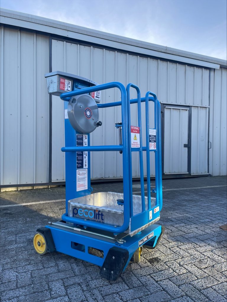 Peco Lift (2012) - Cherry Picker